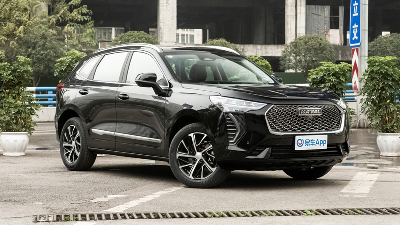 Новый кроссовер Haval First Love сфотографирован на автозаводе в Туле